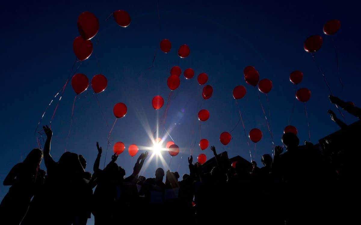 150 balloons released for 150 years — City of Calvert